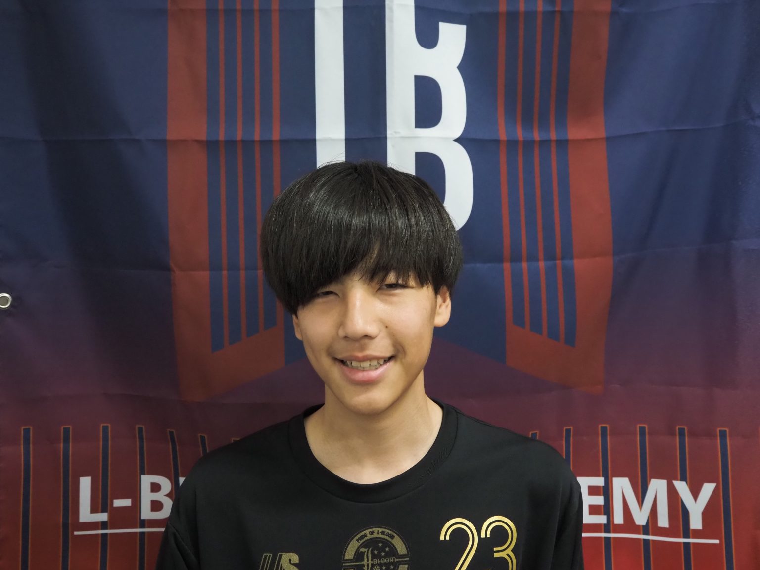 選手紹介 - L-BLOOM ACADEMY [エルブルームアカデミー] の公式HP